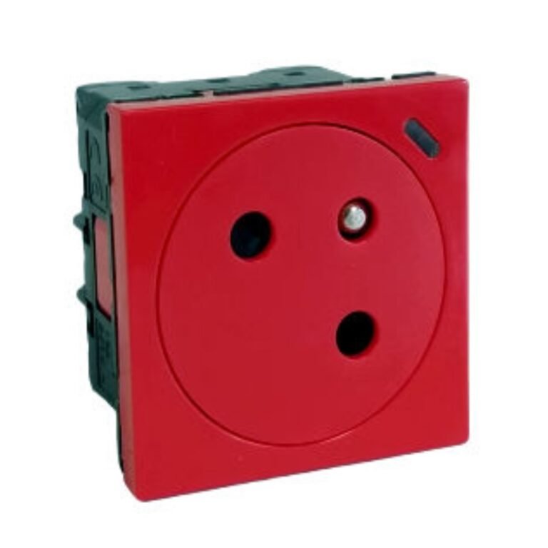 Legrand 077195L 16A, Indoor Use 1 Gang Plug Socket - WOW Electricals